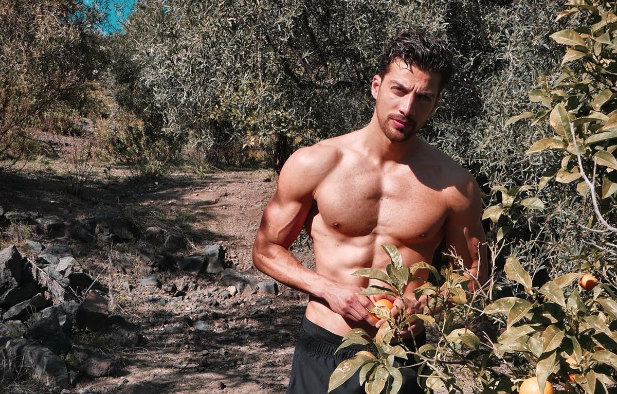 Chi è Simone Susinna: tutto sull'attore